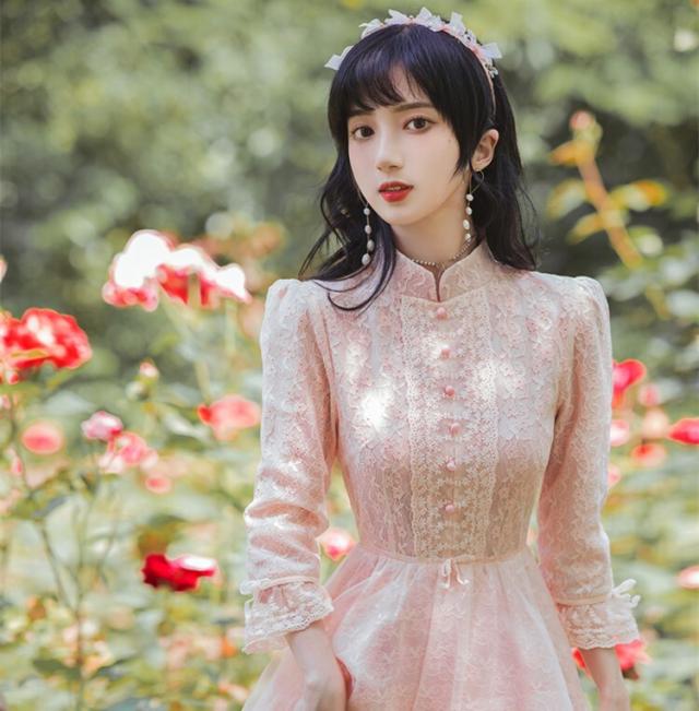 ワンピース フレアワンピース ワンピドレス ミモレ丈 ロング丈 7分袖 七分袖 パフスリーブ スタンドカラー フレア レース 刺繍 シフォン ウエストマーク ウエストリボン 透け感 かわいい 大人可愛い きれいめ 上品 おしゃれ アジアン ラブリー キュート ガーリー 主役級