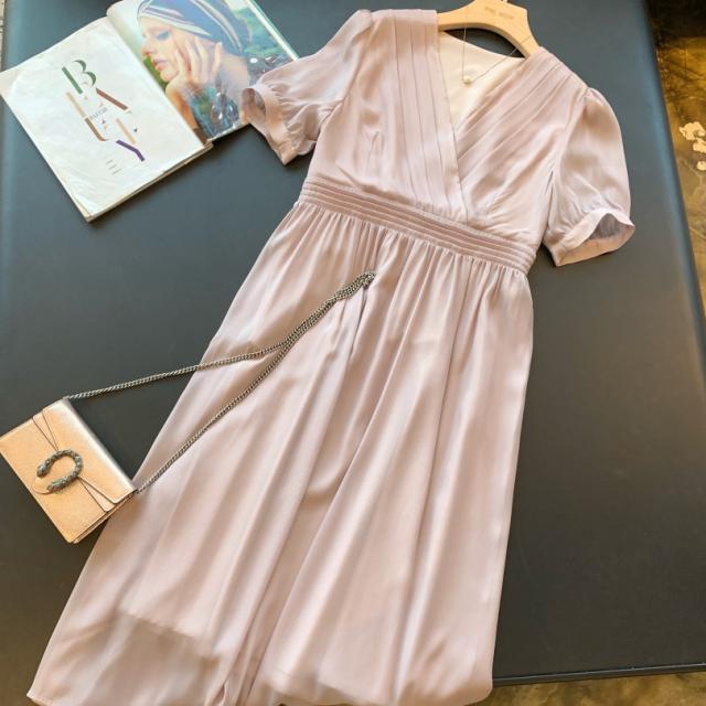 ワンピース ロングスカート フレア 膝下 ミモレ ミモレ丈 袖あり 半袖 5分袖 五分袖 ボリューム袖 パフスリーブ Ｖネック フレア 切り替えデザイン ベルト ウエストマーク ウエスト かわいい 大人可愛い きれいめ シンプル カジュアル 大人 上品 おしゃれ お洒落 かっこいい