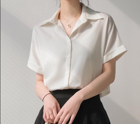 シンプル 上品 前ボタン トップス 半袖 襟あり Vネック 春 夏 かわいい 大人可愛い きれいめ シンプル サマーバカンス カジュアル 大人 上品 おしゃれ お洒落 かっこいい アジアン エキゾチック 大人可愛い 大人女子 こなれ感 ラフ キュート ガーリー ルーズ 個性的 クール