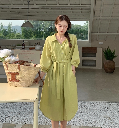 シャツワンピース 膝下 ミモレ丈 袖あり 7分袖 ラグランスリーブ 襟付き ウエストマーク 透け感 大人可愛い シンプル カジュアル 大人 上品 こなれ感 ガーリー 無地 春 夏 デート お出かけ 旅行 着回し 重ね着 楽ちん 緑 グリーン ピスタチオグリーン