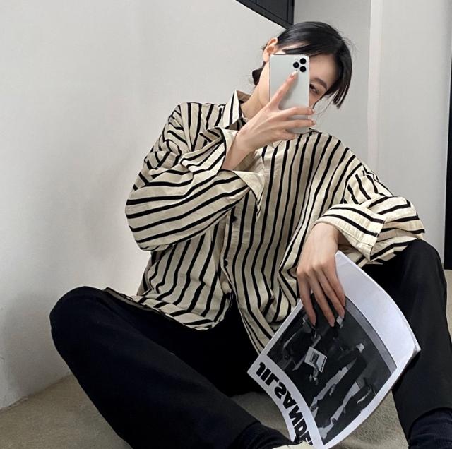 シャツ 長袖 綿 シンプル カジュアル かっこいい こなれ感 ラフ メンズライク ボーイッシュ ストライプ オールシーズン 学生 お出かけ 休日 着回し 普段使い 重ね着 大きめ ゆる ブラック ベージュ