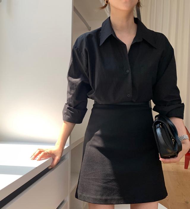 シャツ 長袖 襟付き 綿 シンプル カジュアル かっこいい こなれ感 ラフ メンズライク ボーイッシュ クール 無地 春 秋 冬 ビジネス OL お出かけ 休日 着回し 普段使い 重ね着 ブラック