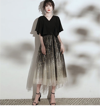 ドレス ワンピース パーティードレス 二次会ドレス ミモレ丈ドレス ワンピースドレス カジュアルドレス ミモレ丈 袖あり 半袖 フレアスリーブ Vネック 襟なし Aライン レース シフォン ウエストリボン 大人可愛い きれいめ カジュアル 上品 こなれ感 キュート エレガント