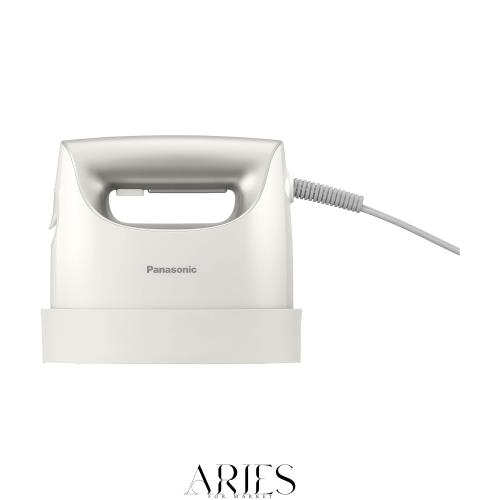 パナソニック 衣類スチーマー スチームアイロン 大容量・360°スチームモデル 立ち上がり23秒 アイボリー NI-FS760-C