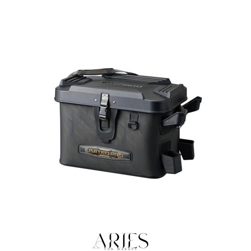 シマノ(SHIMANO) 釣り用タックルバッグ BK-131T 27L リミテッドブラック