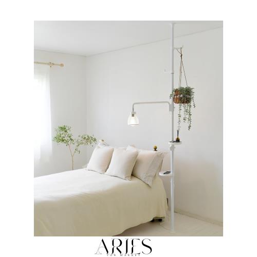 [山善] フロアライト ハンガーラック 突っ張り プランタースタンド 幅56-64.5×奥行30×高さ190-260cm トレー2個 ・フック2個付き E26口