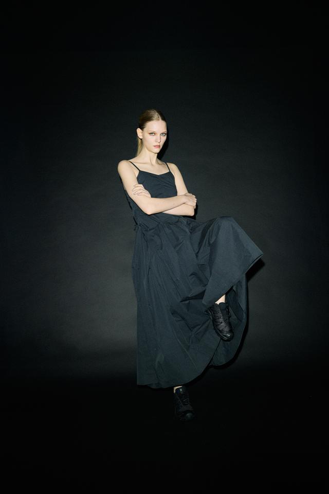 【30％OFF】 【PLUS】バブルギャザーボリュームワンピース WOMENSレディース