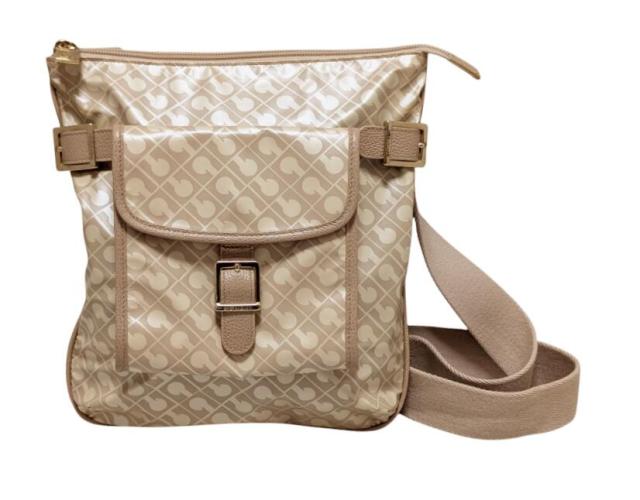 良好 ゲラルディーニ ソフティ ショルダーバッグバッグ 斜め掛け ベージュ ポシェット　レディース 女性用 SOFTY 軽量 GHERARDINI 【中古