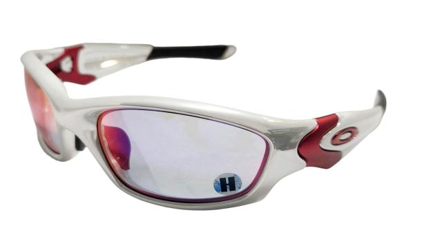 未使用 デッドストック品 オークリー サングラス ストレートジャケット シルバー レッド レンズ メンズ 04-329J メタリックホワイト STRA