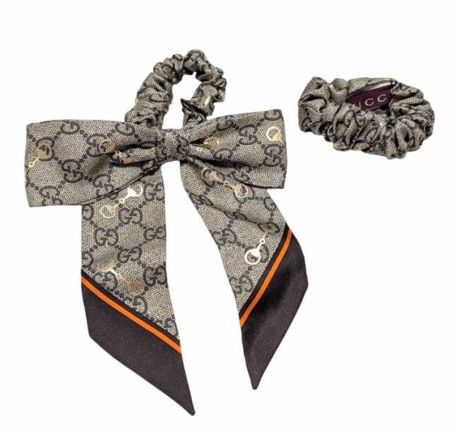 未使用 グッチ シュシュ セット GG柄 770292 ホースビット柄 2個セット レディース シルク素材 アクセサリー 小物 ヘアゴム ブラウン ヘ