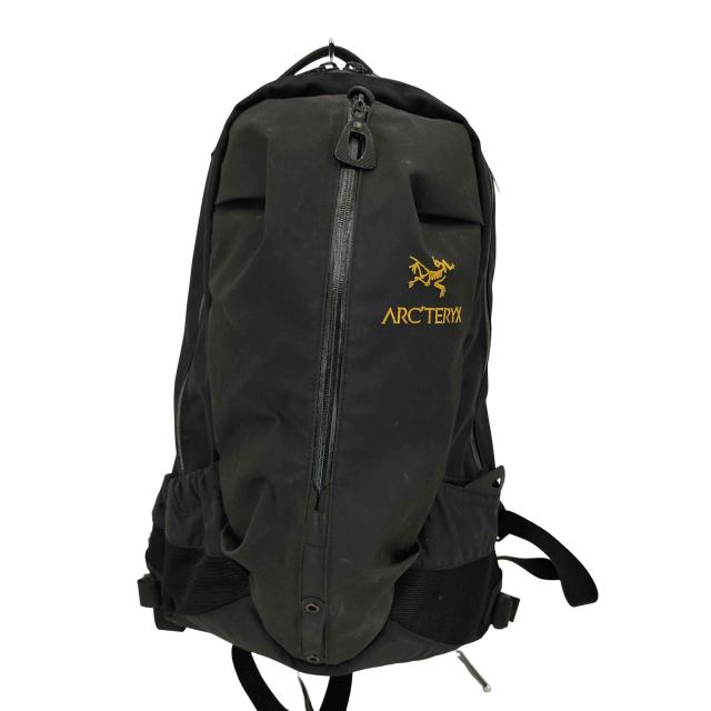 ARCTERYX(アークテリクス) ARRO22 アロー22 ゴールドロゴ刺繍 ナイロン リュックサック メンズ 表記無 【中古】【ブランド古着バズストア】