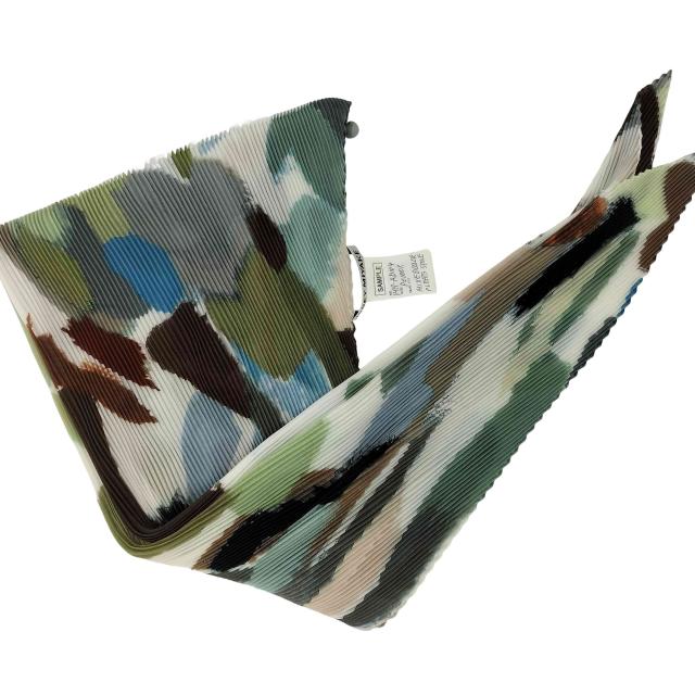 ISSEY MIYAKE(イッセイミヤケ) MIXEDCOLOR PLEATS STOLE ミックスカラー プリーツストール レディース 表記無 【中古】【ブランド古着バズストア】