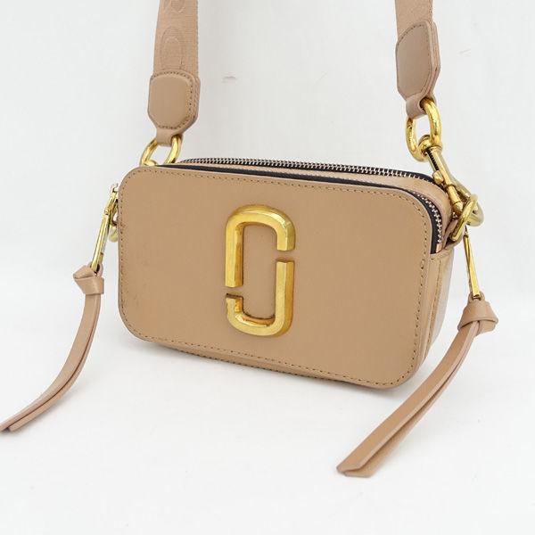 MARC JACOBS / マークジェイコブス ■ミニショルダーバッグ スナップショット レザー ベージュ ゴールド  ブランド 【中古】