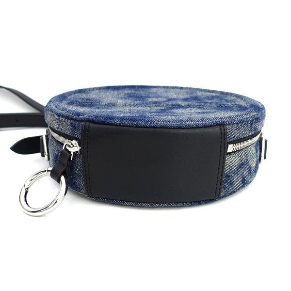 DIESEL / ディーゼル □ショルダーバッグ 斜めかけ エンボスロゴ