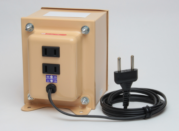 日章工業 NDF-550E　ベージュ 据置型ダウン変圧器 NDF550E