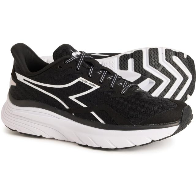 (取寄) ディアドラ エイキープ ニュークレオ ランニング ウィーメン) Diadora Equipe Nucleo Running Shoes(For Women)  Black/White (C7406)