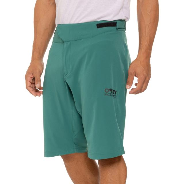 (取寄) オークリー ファクトリー パイロット ライト ショーツ Oakley Factory Pilot Lite Shorts  Bayberry