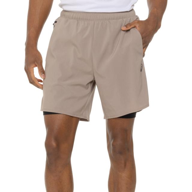 (取寄) アシックス 2-N-1 レーザー カット ウーブン ショーツ ASICS 2-N-1 Laser Cut Woven Shorts  Taupe/Black