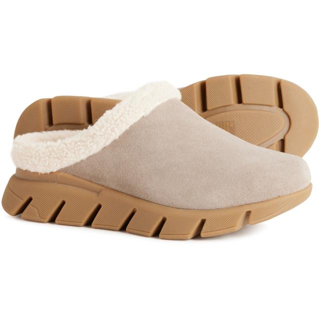 (取寄) ミア レディース スエード クロッグス MIA women Aric Suede Clogs (For Women)  Stone/Off White
