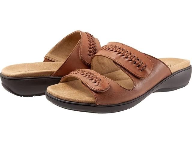 (取寄) トロッターズ レディース ルーシー ウーブン Trotters women Ruthie Woven Luggage