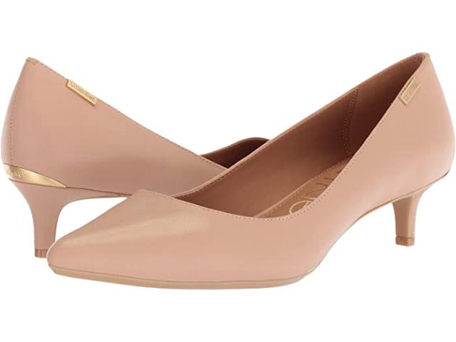 (取寄) カルバンクライン レディース ガブリアンナ ポンプ   women  Gabrianna Pump Desert Sand 1