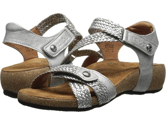 (取寄) タオス フットウェア レディース トゥルーリ Taos Footwear women Trulie Silver