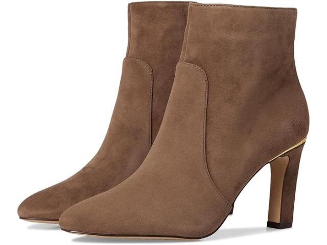 (取寄) ヴィンスカムート レディース グリアー アンクル ブーティ Vince Camuto women Greer Ankle Bootie Toasted Taupe