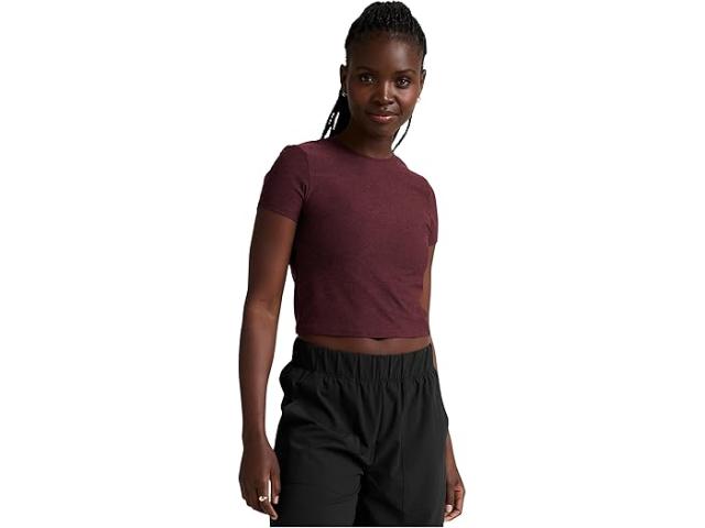 (取寄) ビヨンドヨガ レディース フェザーウェイト クロップド ティー Beyond Yoga women Featherweight Cropped Tee Midnight Burgundy Heather