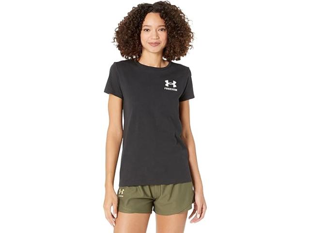 (取寄) アンダーアーマー レディース ニュー フリーダム フロッグ T-シャツ Under Armour women New Freedom Flag T-Shirt Black/White