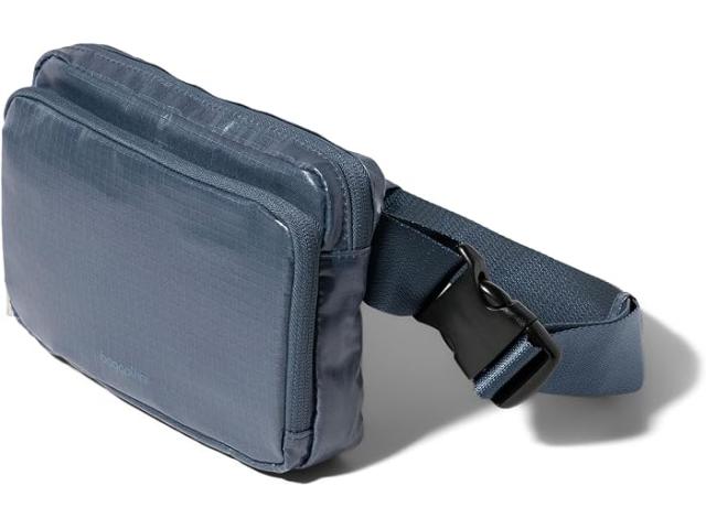 (取寄) バッガリーニ レディース モダン ベルト バッグ スリング Baggallini women Modern Belt Bag Sling Mist Gloss Ripstop