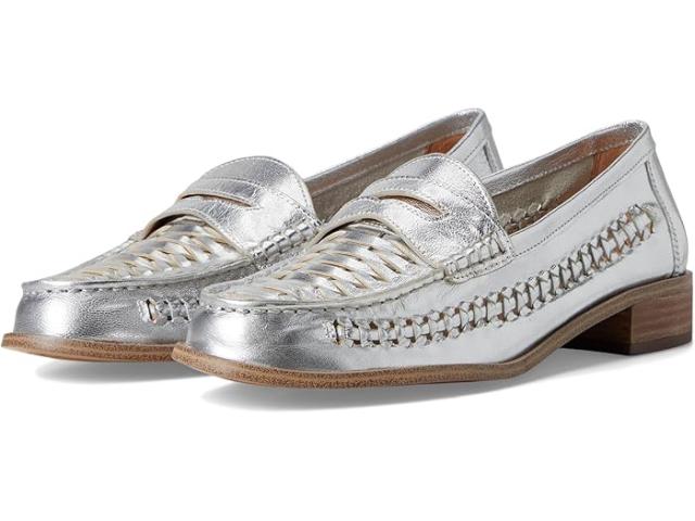 (取寄) ヴィンスカムート レディース キャリー ブレイデッド フラッツ ローファー Vince Camuto women Calie Braided Flat Loafer Lux Silver