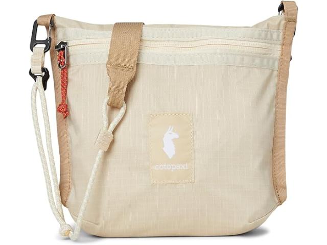 (取寄) コトパクシ 2 エル リスタ ライトウェイト クロスボディ バッグ - カダ ディア Cotopaxi 2 L Lista Lightweight Crossbody Bag - Cada Dia Cream