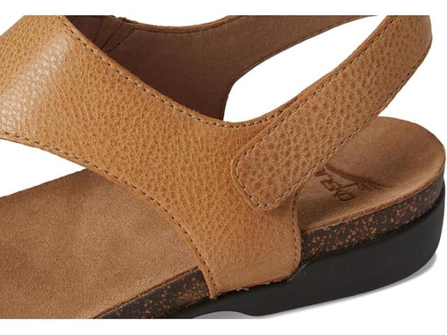 取寄) ダンスコ レディース リース Dansko women Reece Honeyの通販は