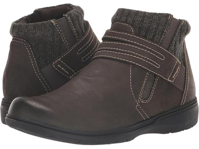 (取寄) クラークス レディース カーリー レーン Clarks women Carleigh Lane Dark Green Nubuck