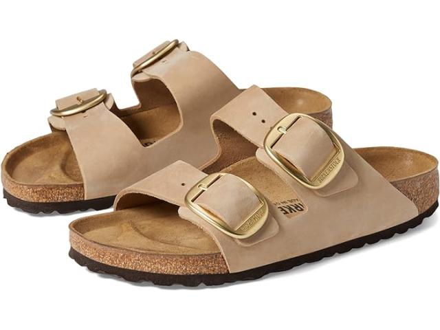 (取寄) ビルケンシュトック レディース アリゾナ ビッグ バックル - ヌバック レザー Birkenstock women Birkenstock Arizona Big Buckle - Nubuck Leather Sandcastle Nubuck