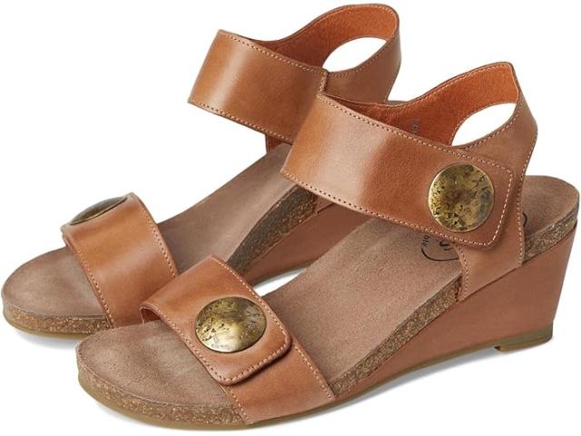 (取寄) タオス フットウェア レディース カルーセル 3 Taos Footwear women Carousel 3 Tan