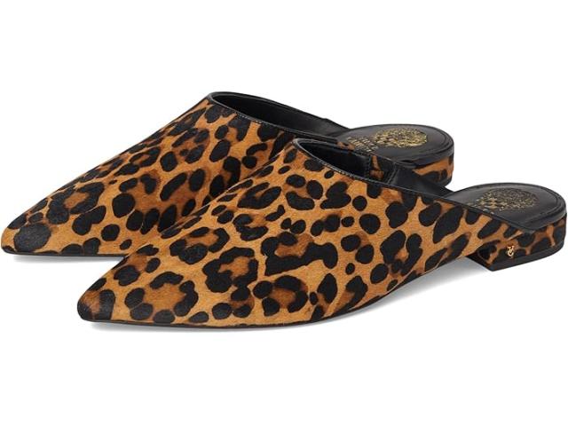 (取寄) ヴィンスカムート レディース アルレット スリッポン フラッツ ミュール Vince Camuto women Arlette Slip-on Flat Mule Camel/Black