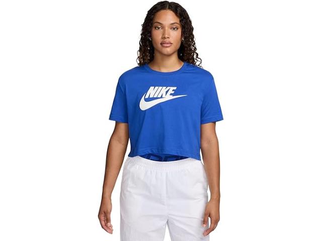 (取寄) ナイキ レディース スポーツウェア エッセンシャル クラブ クロップド ロゴ T-シャツ Nike women Sportswear Essential Club Cropped Logo T-shirt Game /White