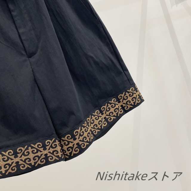 夏のレディースファッション 民族風刺繍デザイン Aライン ハイウエスト