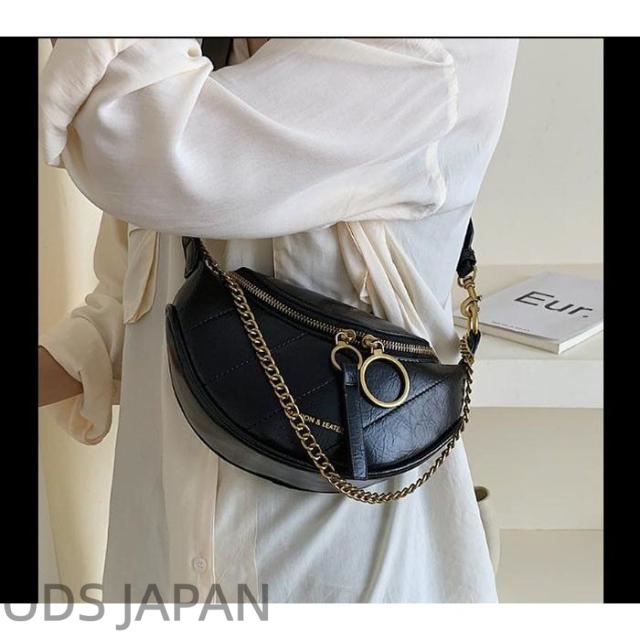 ショルダーバッグ レディース 斜め掛けバッグ 手提げ カバン かばん おしゃれ 可愛い 通学 通勤 大容量 新作