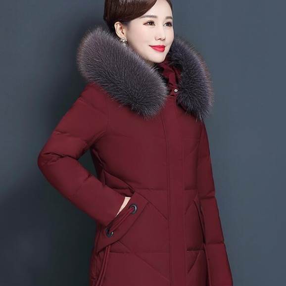 アウター コート ミディアム丈 長袖 前開き フード付き ファー 中綿 もこもこ かわいい きれいめ シンプル 大人 上品 おしゃれ かっこいい レトロ こなれ感 ラフ 個性的 存在感 冬 2 主役級