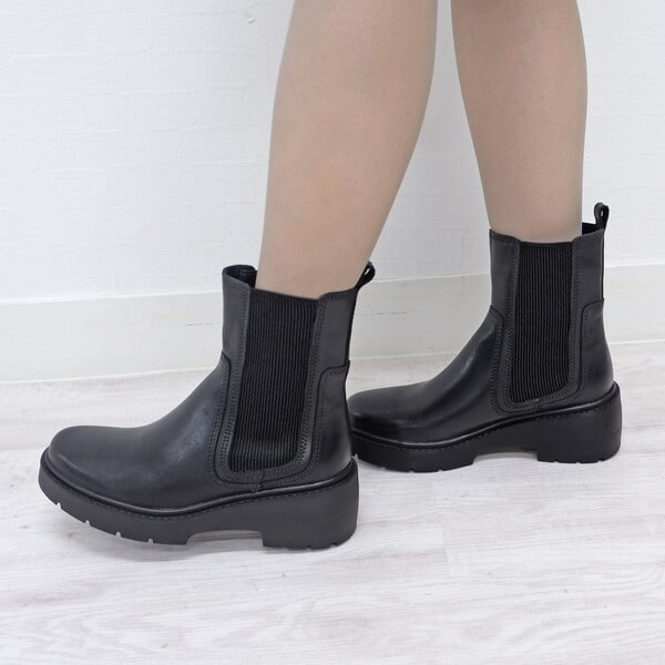 モードカオリ（MODE KAORI）/【3E】サイドゴアトラックソールブーツ/6716