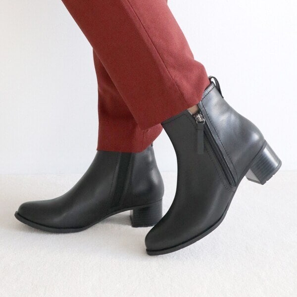 モードカオリ（MODE KAORI）/サイドジップショートブーツ/21536