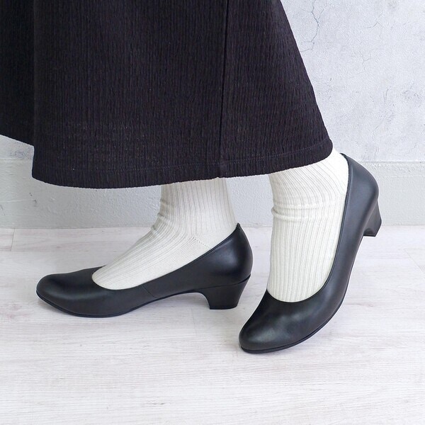 モードカオリ（MODE KAORI）/ブラックパンプス/8502