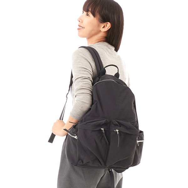 カシュカシュ（cache cache）/カシュカシュ cachecache / 10ポケットナイロンリュック