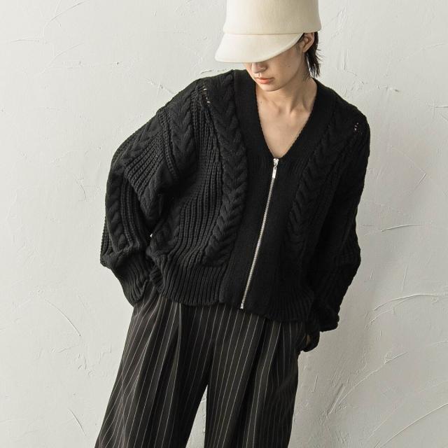 メイソングレイ（MAYSON GREY）/【新色追加】ケーブル編みVネックニットカーディガン≪手洗い可能≫の通販はau PAY マーケット - Brand Square by OIOI ...