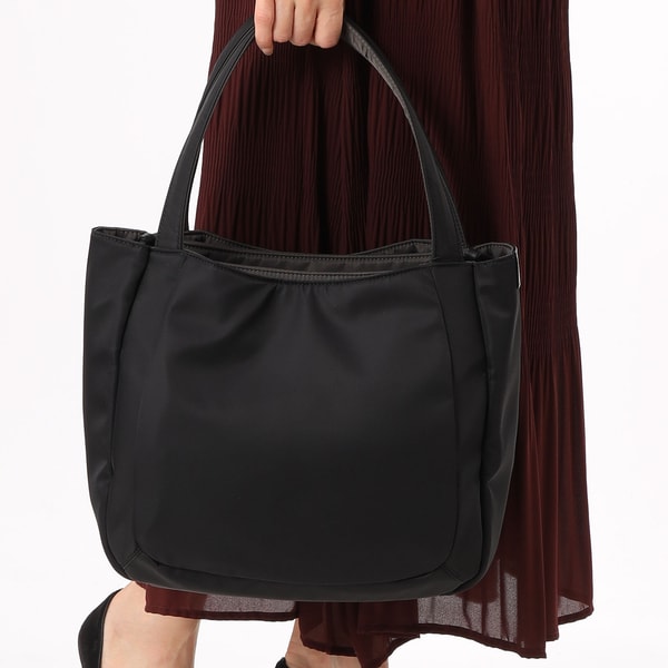 イザック（Y’saccs）/【ムック本掲載】ナイロンボンディングトート　Mサイズ