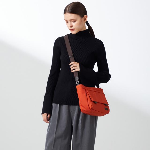 イザック（Y’saccs）/ダブルタブ　トラベルショルダーバッグ