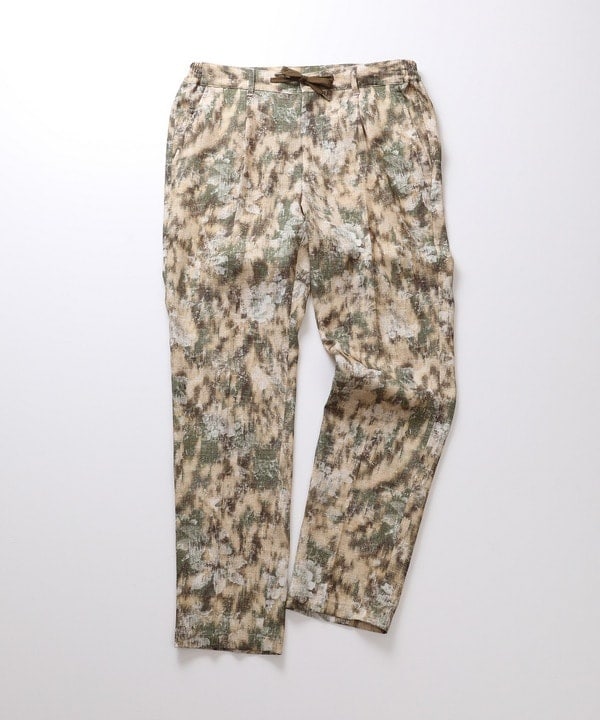 メンズビギ（MEN’S BIGI）/迷彩プリントスリムテーパードパンツ