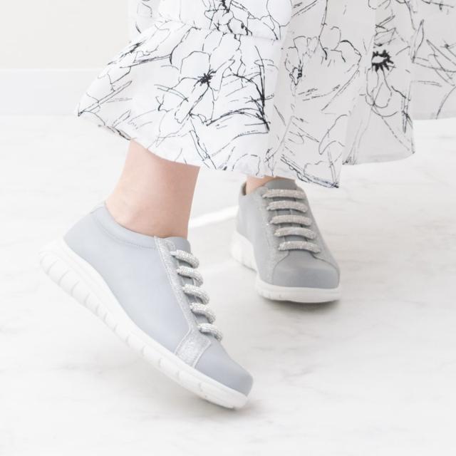 ブリジット バーキン（Bridget Birkin）/Bridget Birkin◆4cmヒール◆ラメストーンスニーカー